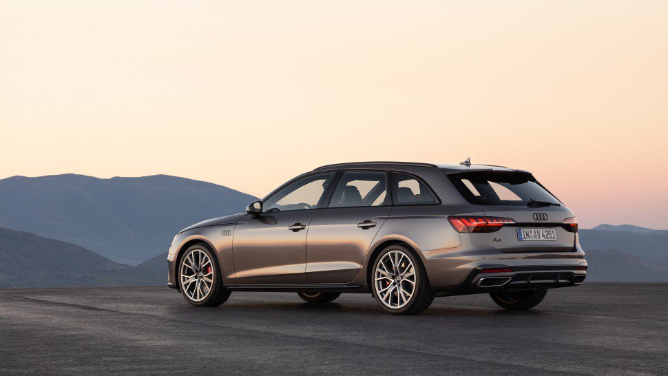 Audi A4 Avant (B9 8W, facelift 2020) 45 TFS (265 Hp) quattro ultra MHEV S tronic